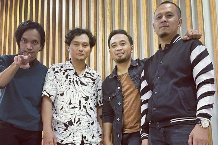 Tampil di Festival Musik 2000-an, Jadi Momentum Band Hello Kembali ke ...