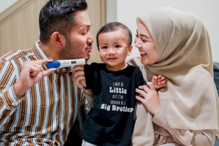 Hamil Anak Kedua, Begini Tips Kesha Ratuliu Persiapkan Anak Pertama Jadi Kakak