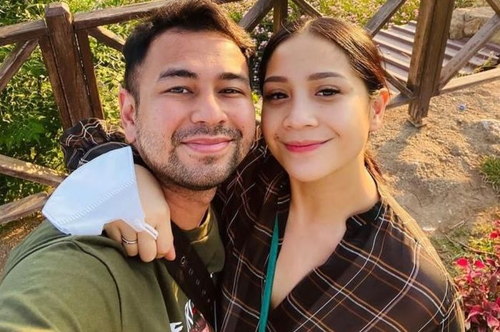 'Lu Cumbu-cumbu Ada Gue' Borok Raffi Ahmad di Masa Lalu Terbongkar ... 'Lu Cumbu-cumbu Ada Gue' Borok Raffi Ahmad di Masa Lalu Terbongkar ...