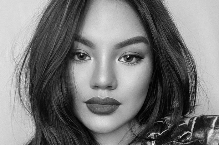 Shafa Harris Pamer Rambut Warna Merah Menyala Baru di Media Sosial ...