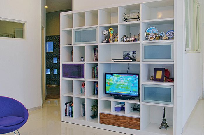 Model Rak Terbuka Selalu Diminati, Begini 3 Trik Desainnya yang Bisa ...