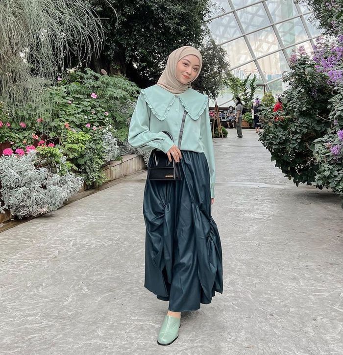 Inspirasi Outfit Hijab Pakai Rok Kekinian Ala Selebgram Meirani Amalia ...
