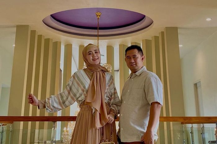 Dulu Viral Sebar Duit ke Muka Pelakor, Bu Dendi Tulungagung Kini ...
