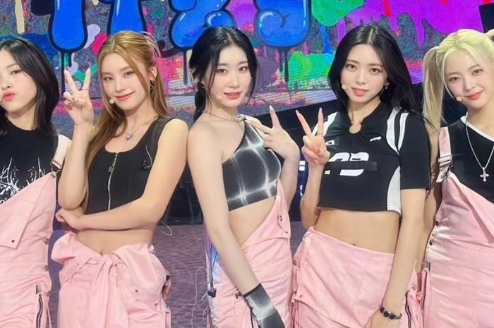 Itzy Kembali Sapa Penggemar Lewat Album Born To Be Dan World Tour