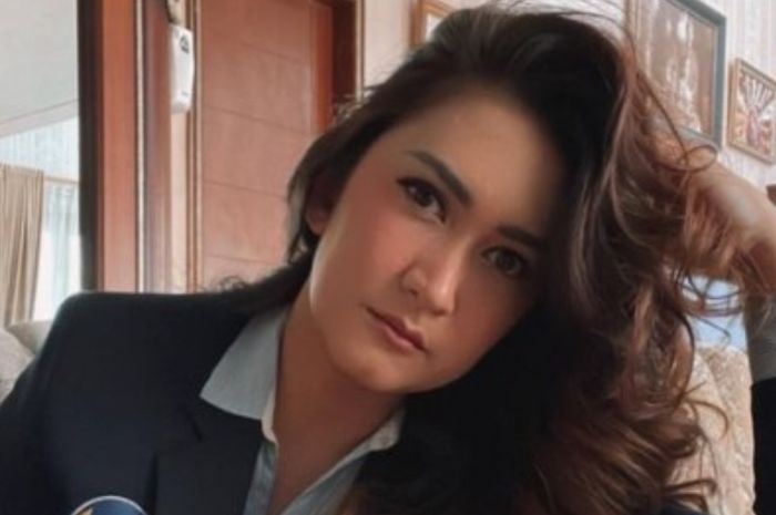 BUKTI Nafa Urbach Cantik Paripurna, Janda Zack Lee Ayu Bak Putri Jawa ...