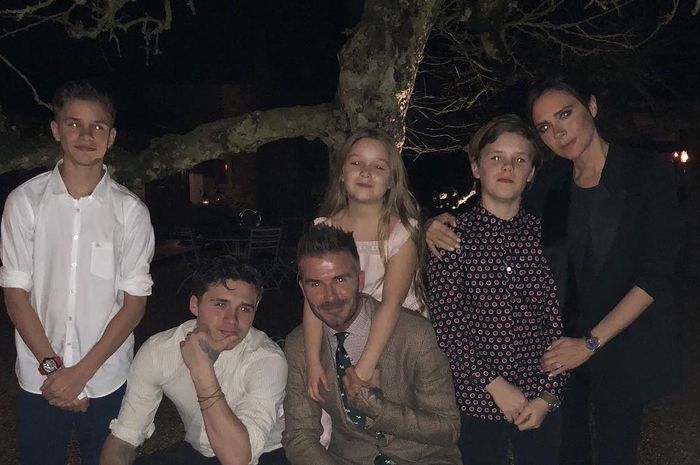 David Beckham dan Keluarga Sedang di Bali Saat Gempa Guncang Lombok ... David Beckham dan Keluarga Sedang di Bali Saat Gempa Guncang Lombok ...