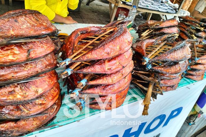 Cakalang Fufu, Ikan Asap Khas Sulawesi Utara yang Wajib Jadi Oleh-oleh ...