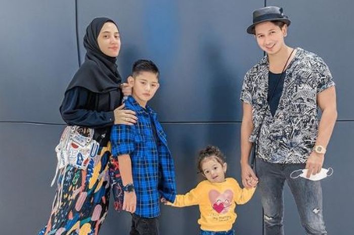 Umumkan Kehamilan Anak Ketiganya yang Kini Memasuki Bulan ke 4, Begini ...