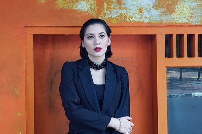 Hannah Al Rashid Unggah Foto Mama Saat Muda, Cantik Seperti Kembar ...