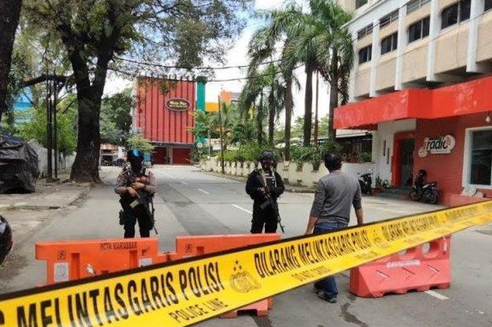 Teror Bom Bunuh Diri Di Gereja Kembali Guncang Indonesia Katedral
