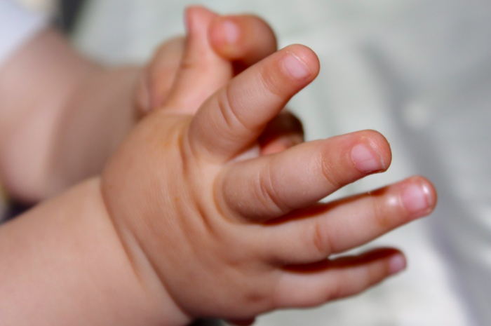 Stop Garuk-Garuk, Ternyata Gatal Akibat Biduran Enggak Boleh Digaruk ...