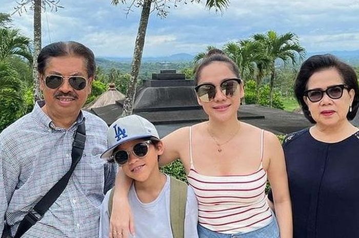 Jadi Saksi Kematian Ashraf Sinclair, Intip Penampilan Ibunda BCL yang ...