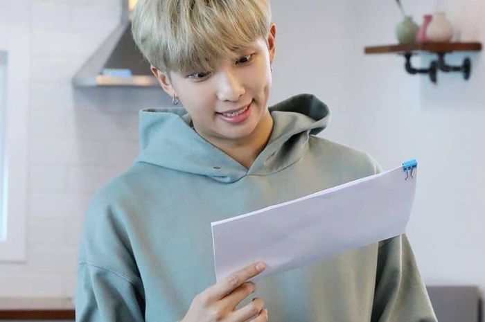 Pantas Miliki IQ Tinggi, RM BTS Ternyata Gemar Membaca Banyak Genre ...