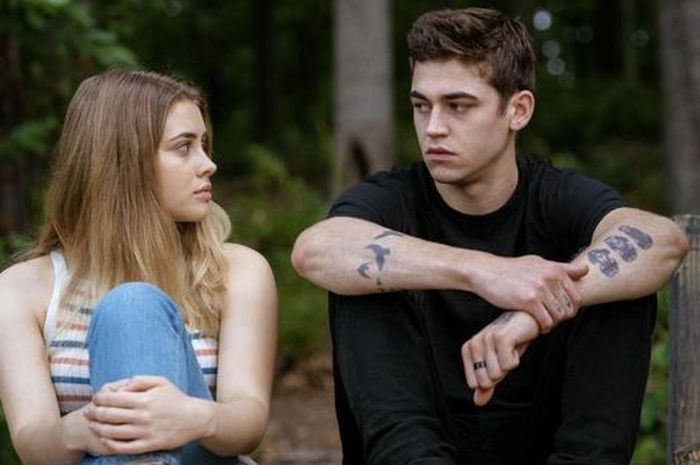 6 Tanda Jelas Hardin Scott Film After adalah Cowok Red Flag! - CewekBanget