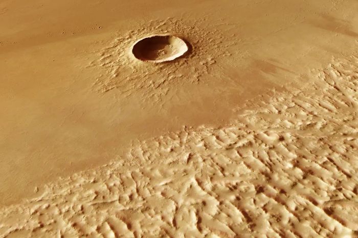 Ilmuwan Sebut Gunung Olympus Mons di Mars Dikelilingi Air, Apa Buktinya ...