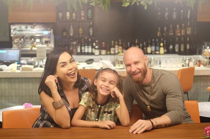 3 Bulan Terpisah Negara dengan Suami, Melaney Ricardo Akan Terapkan ...