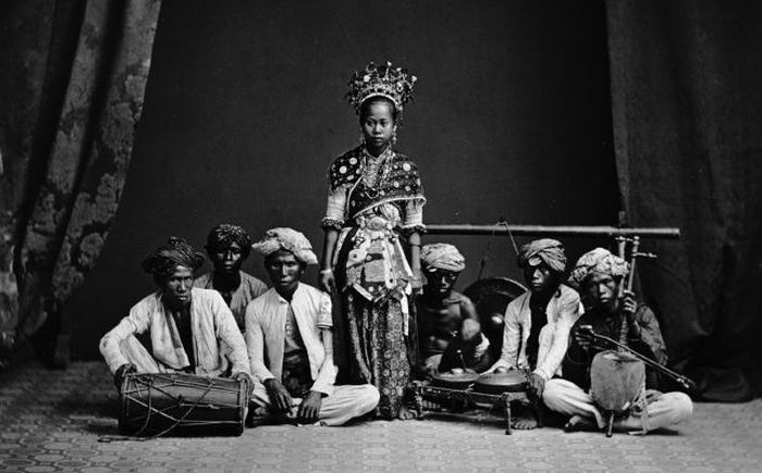 Sisi Gelap Tarian Ronggeng di Perkebunan Subang Awal Abad Ke-20 ...