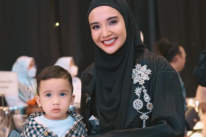 Ukkasya Hampir Genap 2 Tahun, Zaskia Sungkar Akui Kesulitan untuk ...