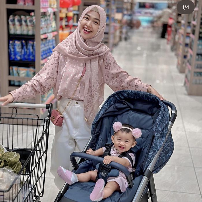 Intip 5 Potret Baby Moana, Anak Ria Ricis yang Sudah Pintar Berpose - bangka.sonora.id