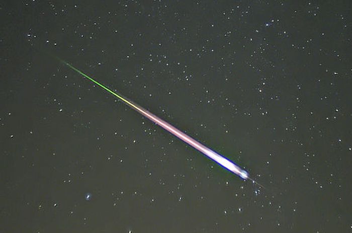Ternyata Ada Jutaan Meteor di Langit, Inilah Berbagai Fakta Unik Meteor ...