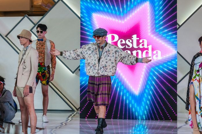 Semarakkan Kemerdekaan, Ichwan Thoha Hadirkan Koleksi Busana Bertajuk ...