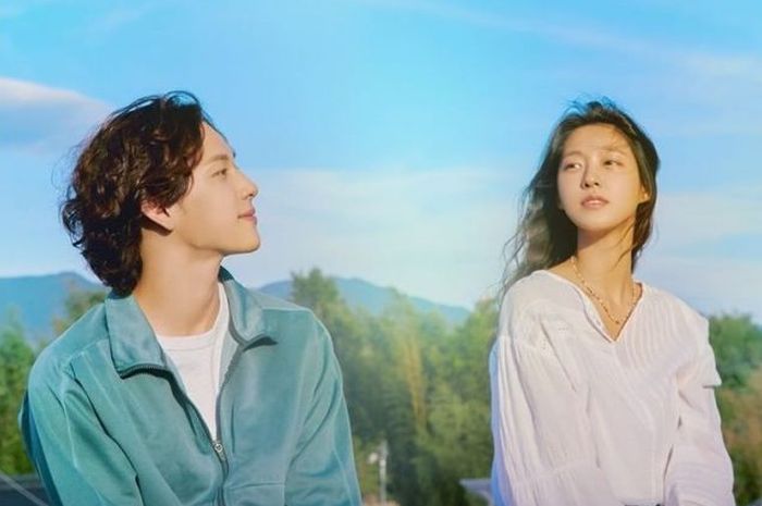 Deretan Grup Idol dan Musisi yang Akan Isi OST Drama Korea Summer Strike! - CewekBanget