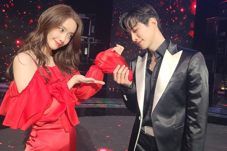 Tampil Serasi Yoona Snsd Dan Junho 2pm Kejutkan Fans Dengan Tarian