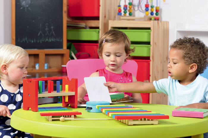Tepatkah 'Baby School' Diberikan untuk Bayi di Bawah 1 Tahun? Ini Kata ...