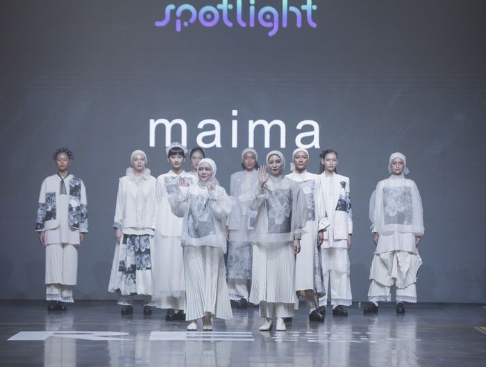 Spotlight Indonesia 2023, Keindahan Bunga dalam Koleksi Maima Bertajuk Potrait of Geranium - Stylo