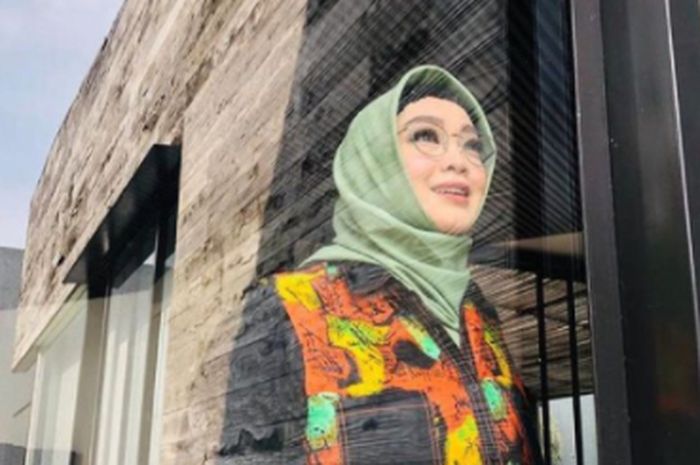 Keluarga Selalu Tampak Harmonis, Rina Gunawan Jadi Panutan Lantaran ...