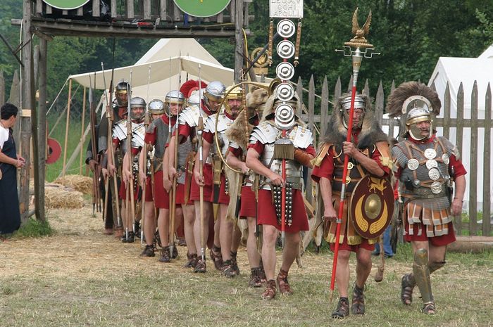 Kisah Crassus dan Legenda Legiun Kekaisaran Romawi yang Hilang ...
