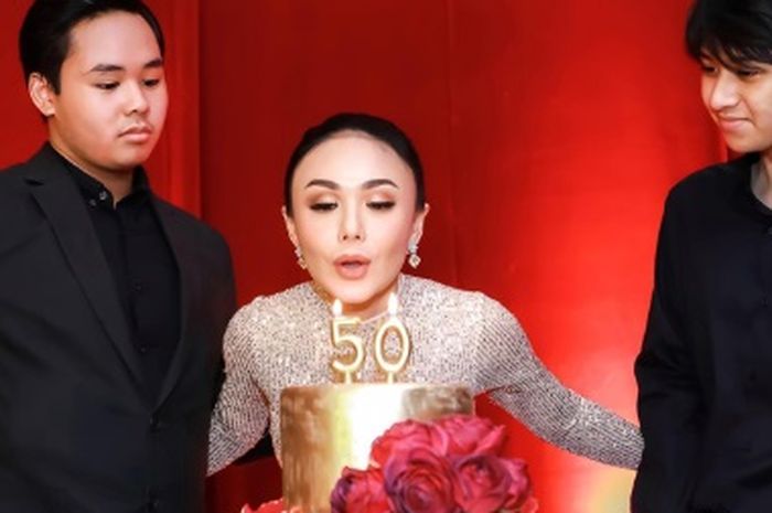 Yuni Shara, Rahasia Cantik, Sehat, dan Awet Muda Meski Usianya Sudah Kepala 5, Rahasianya Bisa ...