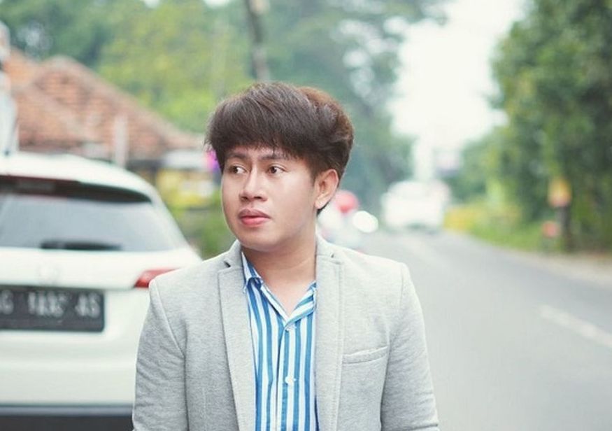 Terawangannya Selalu Bikin Lemas, Indigo Ini Ramal 3 Artis Cerai di ...