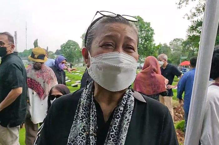 'Dia Selalu Ingat Kesukaan Sahabatnya' Bersahabat Puluhan Tahun, Ratna ...