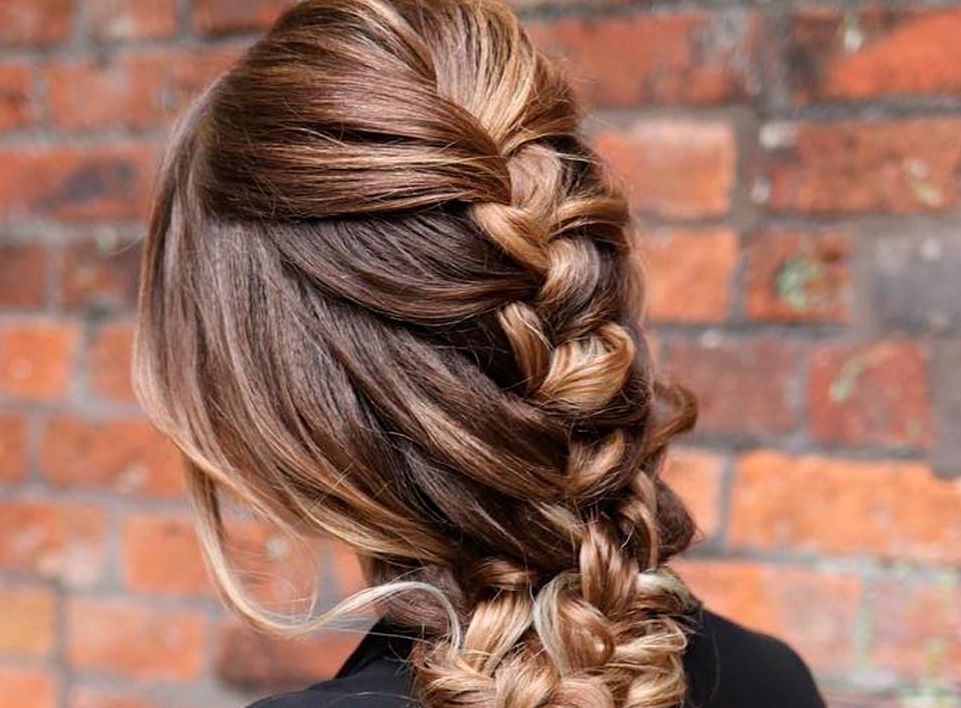 7 Model Rambut untuk Natal, Referensi untuk Tampil Menarik dan Anggun - Semua Halaman - Sonora.id