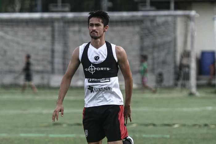 Bantah Rumor, Gavin Kwan Pastikan tetap Berseragam Bali United Musim ...