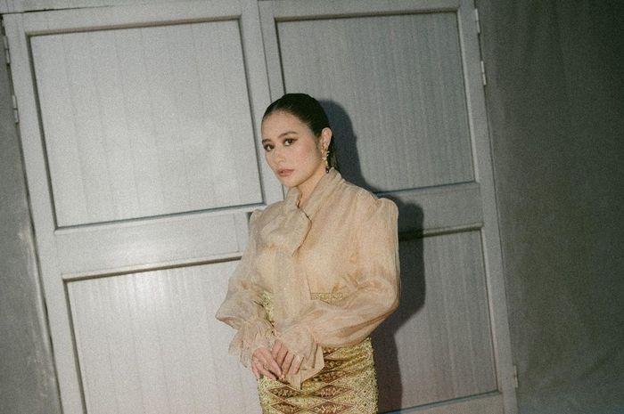 Series yang Pernah Dibintangi Prilly Latuconsina, Aktris yang Kini Berusia 26 Tahun - Parapuan