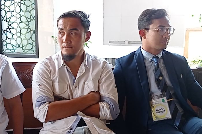 Gunawan Dwi Cahyo Hadirkan Perempuan yang Diduga Selingkuhannya dalam ...