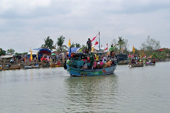 Histori Awal Perkembangan Sosial Masyarakat Pesisir di Cirebon ...