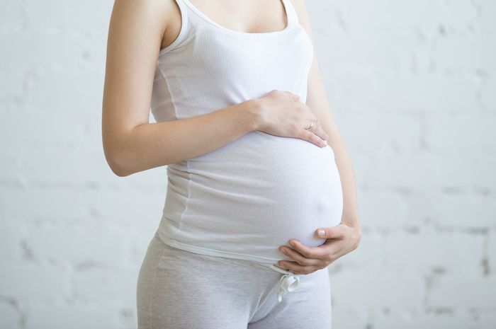 Ciri-ciri Hamil Muda Selain Mual dan Muntah yang Perlu Bumil Tahu - Nakita