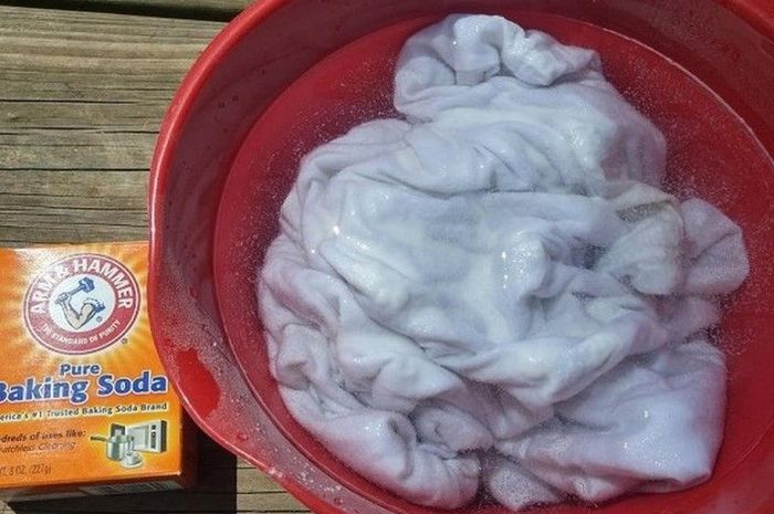 Dikasih Saran Tukang Laundry, Coba Rendam Baju Dekil di Air Baking Soda ...