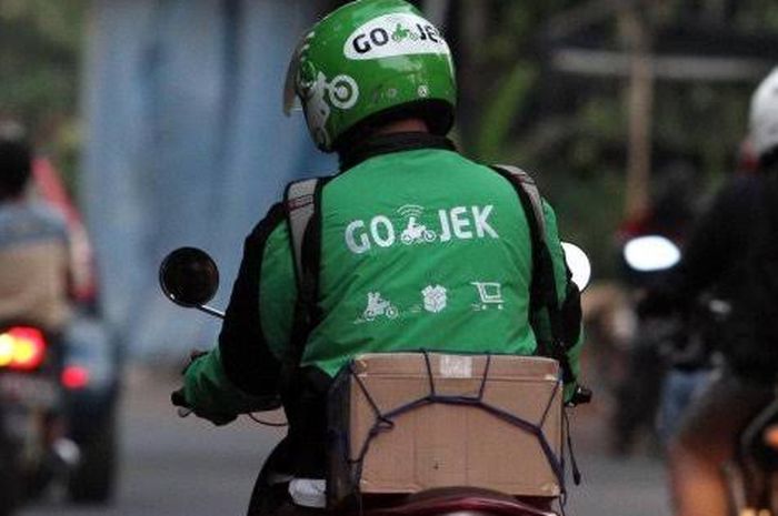 Cuma Ditinggali Sandal Jepit, Kakek Driver Ojol Ini Kena Tipu Antar ... Cuma Ditinggali Sandal Jepit, Kakek Driver Ojol Ini Kena Tipu Antar ...