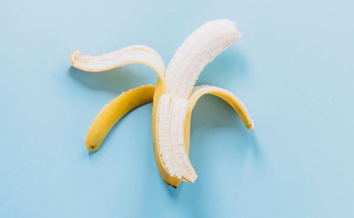 3 Bahan Alami yang Bikin Rambut Lurus dan Mudah Diatur, Nggak Perlu ...