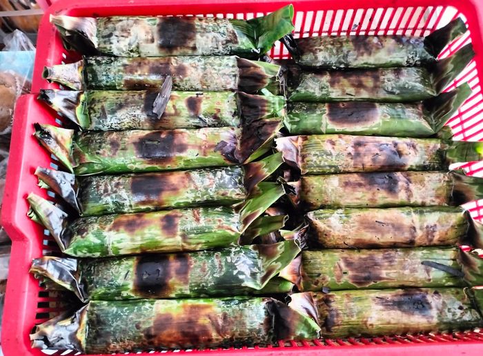 Berburu Kue Basah di Pasar Lililoyor Manado, Surganya Pencinta Camilan ...