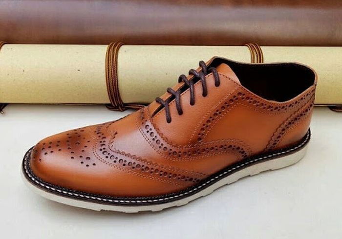 7 Rekomendasi Sepatu Kulit Cowok Brand Lokal dengan Kualitas Terbaik ...