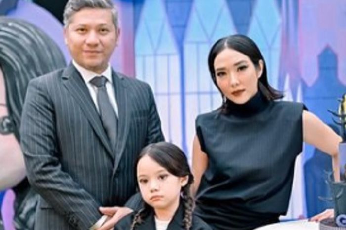 Kompak Asuh Gempi Meski Sudah Cerai, Begini Momen Bahagia Gading Marten dan Gisella Anastasia ...