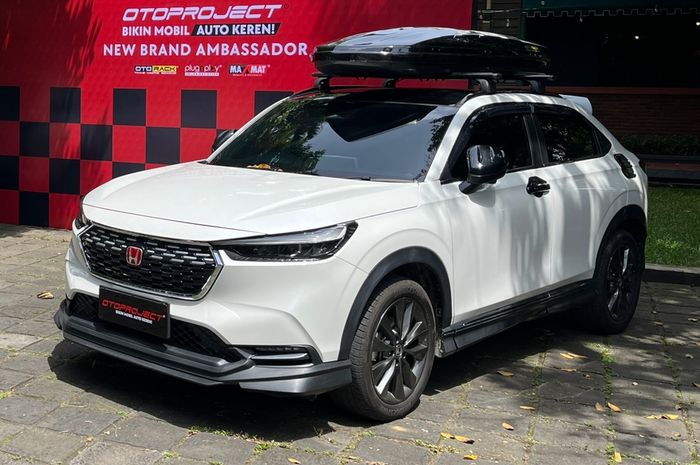 Melongok Honda HR-V Baru dengan Roof Box dan Crossbar