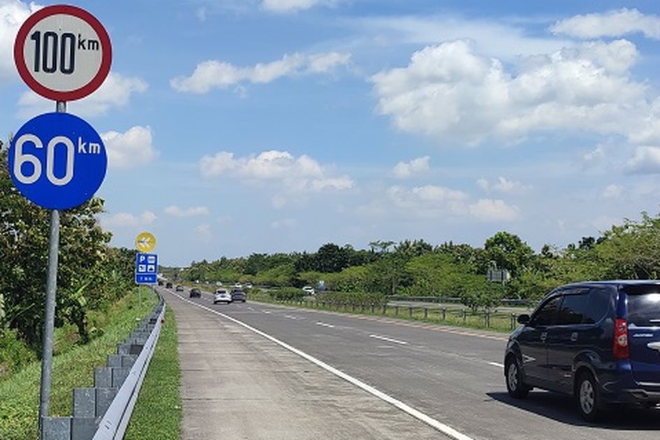 Penuhi Batas Kecepatan di Jalan Tol Agar Aman Berkendara – DEPOK POS