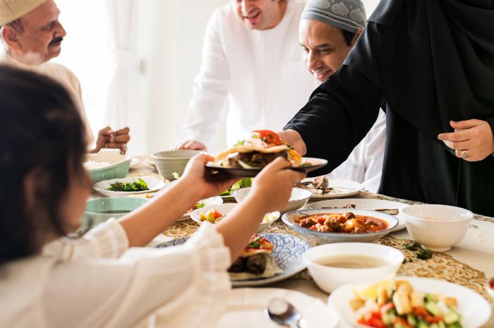 5 Ide Kreasi Menu Sahur yang Praktis dan Gak Banyak Pakai Bahan ...