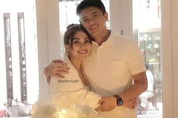 Disebut Tangisi Kegagalannya Menikah dengan Adit Jayusman, Ayu Ting ...